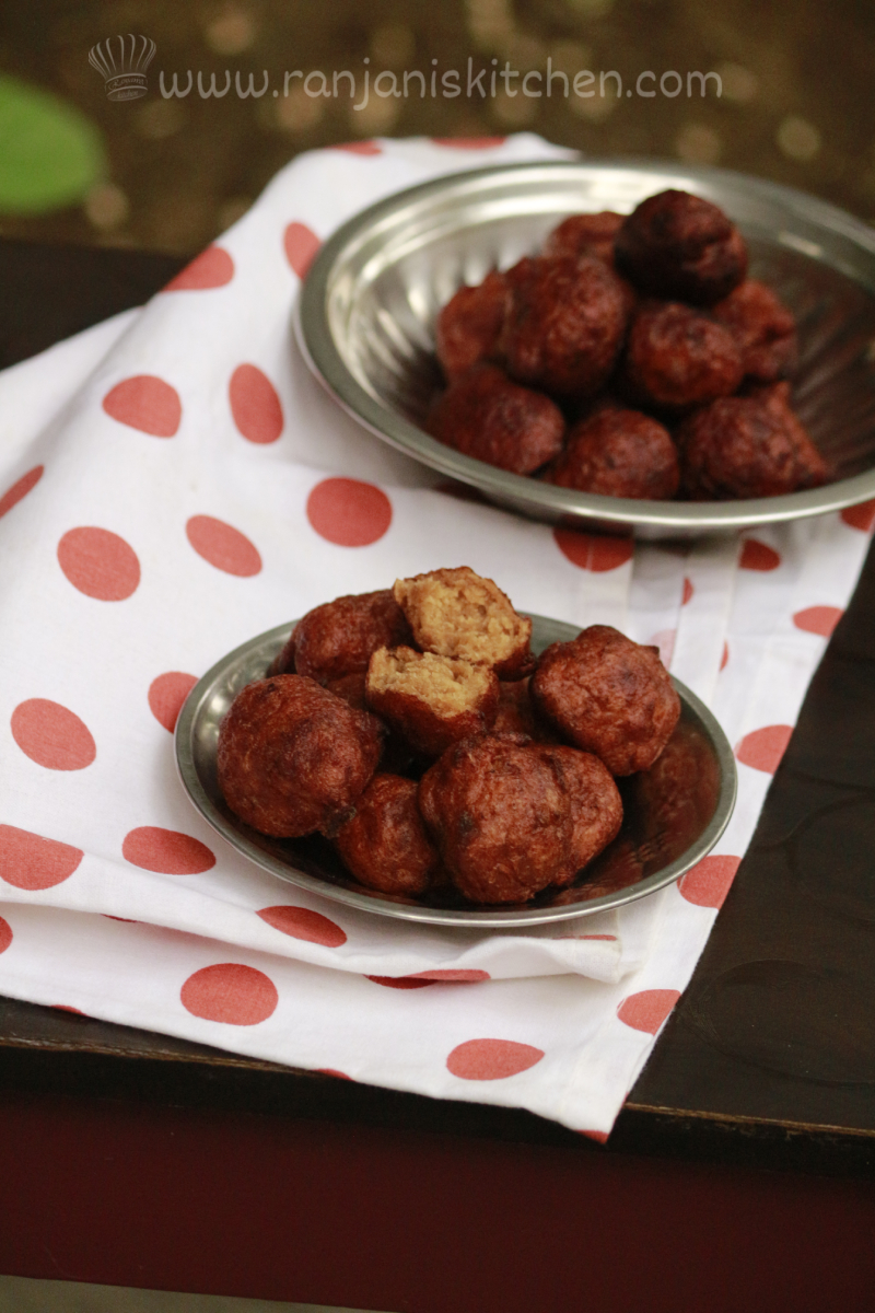 Banana bonda recipe | Foodwhirl